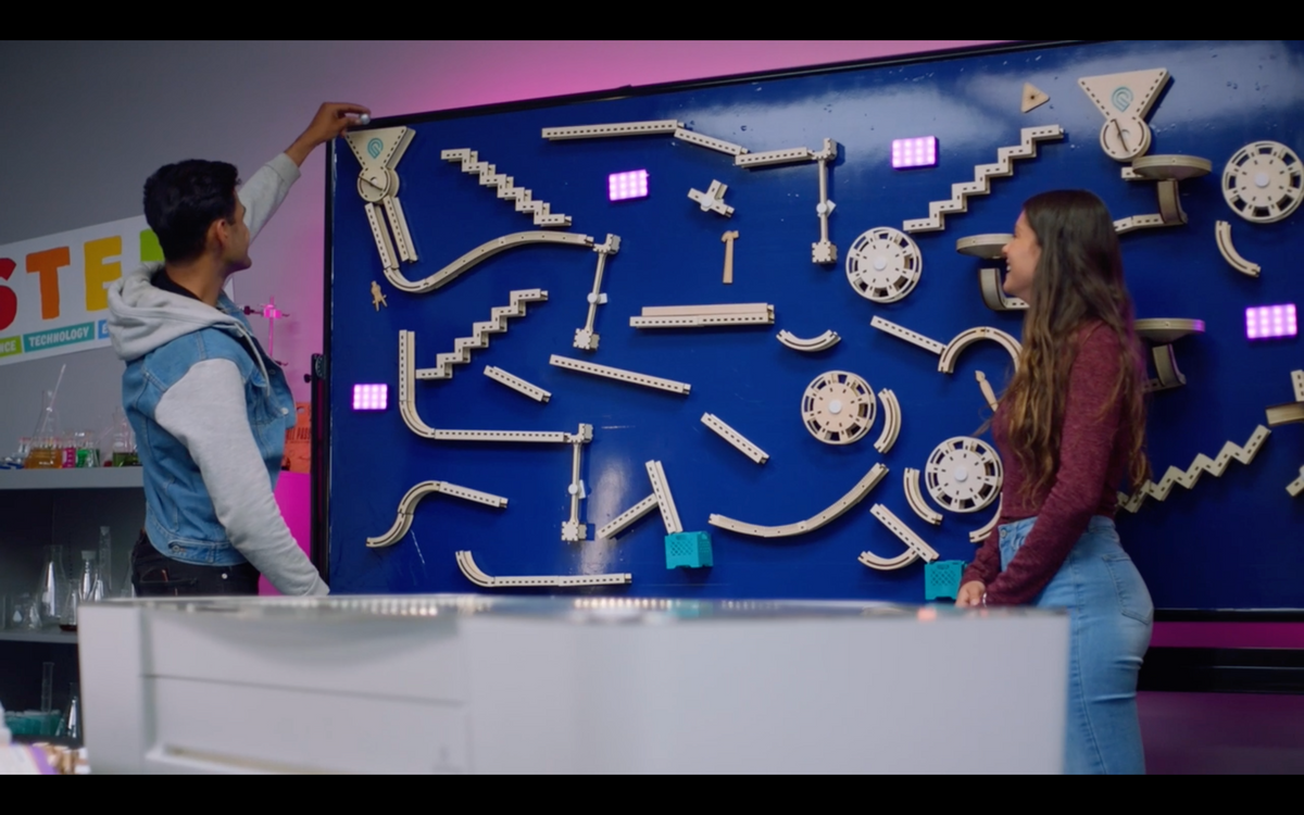 Infinity Trax on this amazing Glowforge Ad. – Deep Make