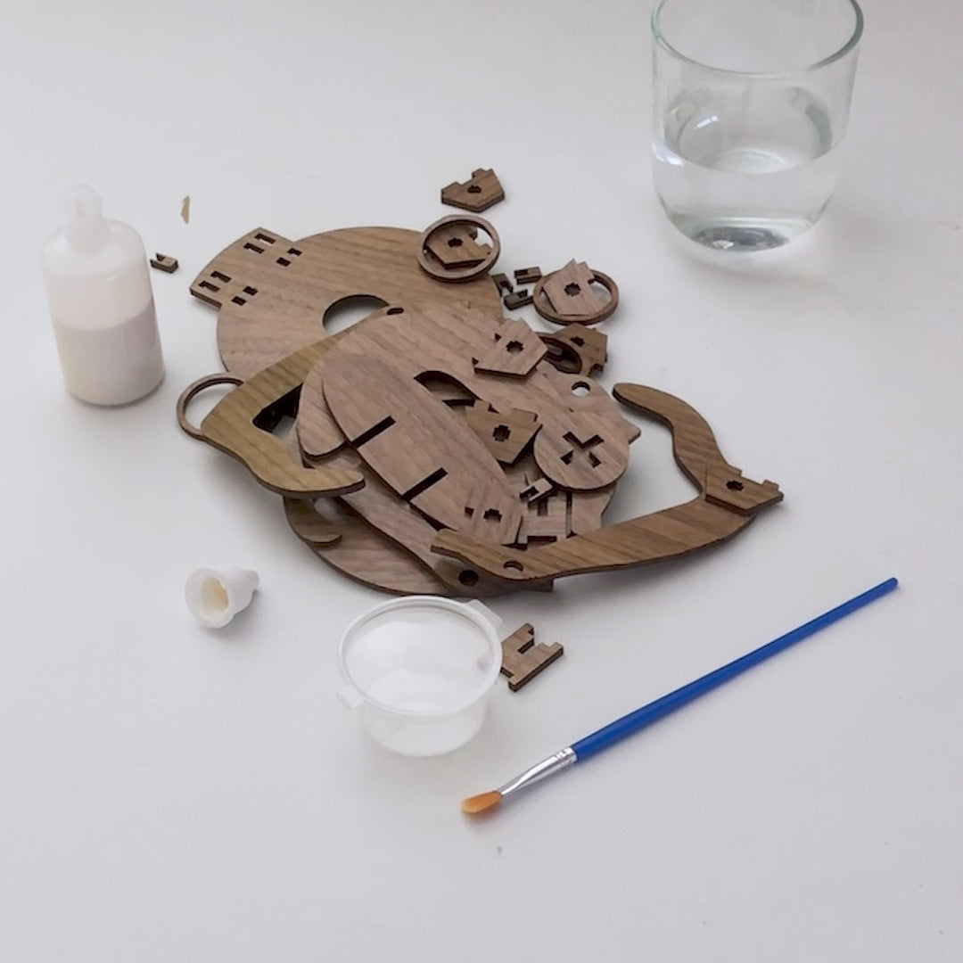 Articulated Skeleton Hand Coaster – Deep Make